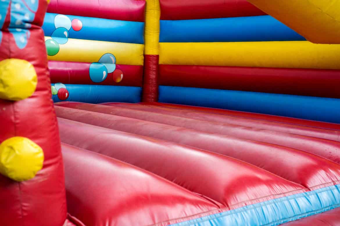 What is the Difference Between a Bounce House and a Moonwalk - Picnob