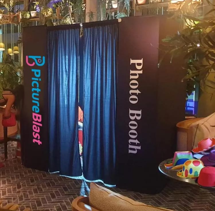 Corporate Event Photo Booth Hire: Foster Team Spirit - Picnob